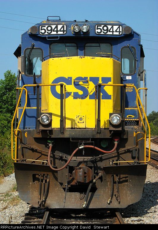 CSX B40-8 5944